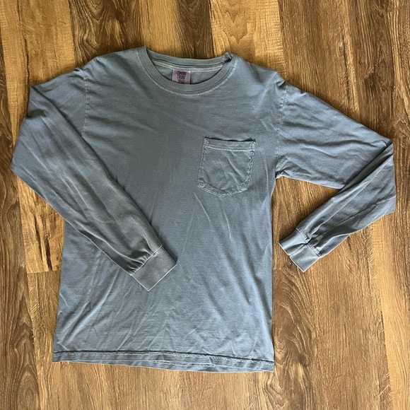 Comfort Colors | Tops | Comfort Colors Wonens Blue Long Sleeve Shirt ...